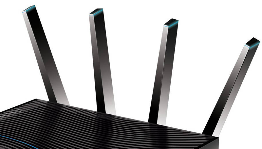 Test: Router Netgear Nighthawk X8 (R8500) - pctipp.ch