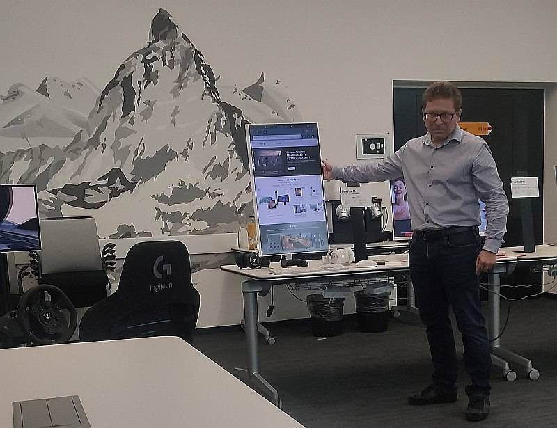 Samsung mit Mega-Monitor-Event in Zürich - pctipp.ch