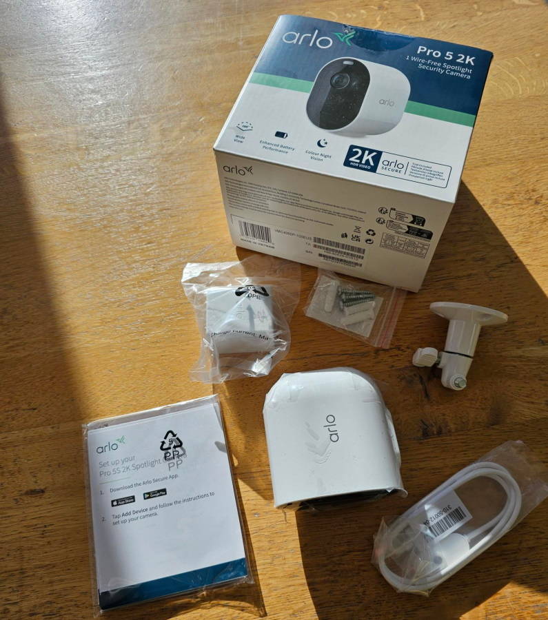 Sicherheitskamera Arlo Pro 5 2K im PCtipp-Test - pctipp.ch